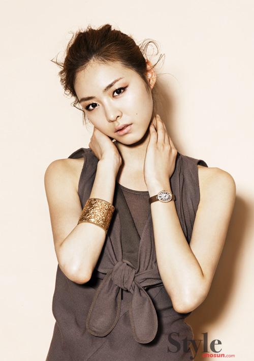 Profil Biodata Lee Yeon Hee