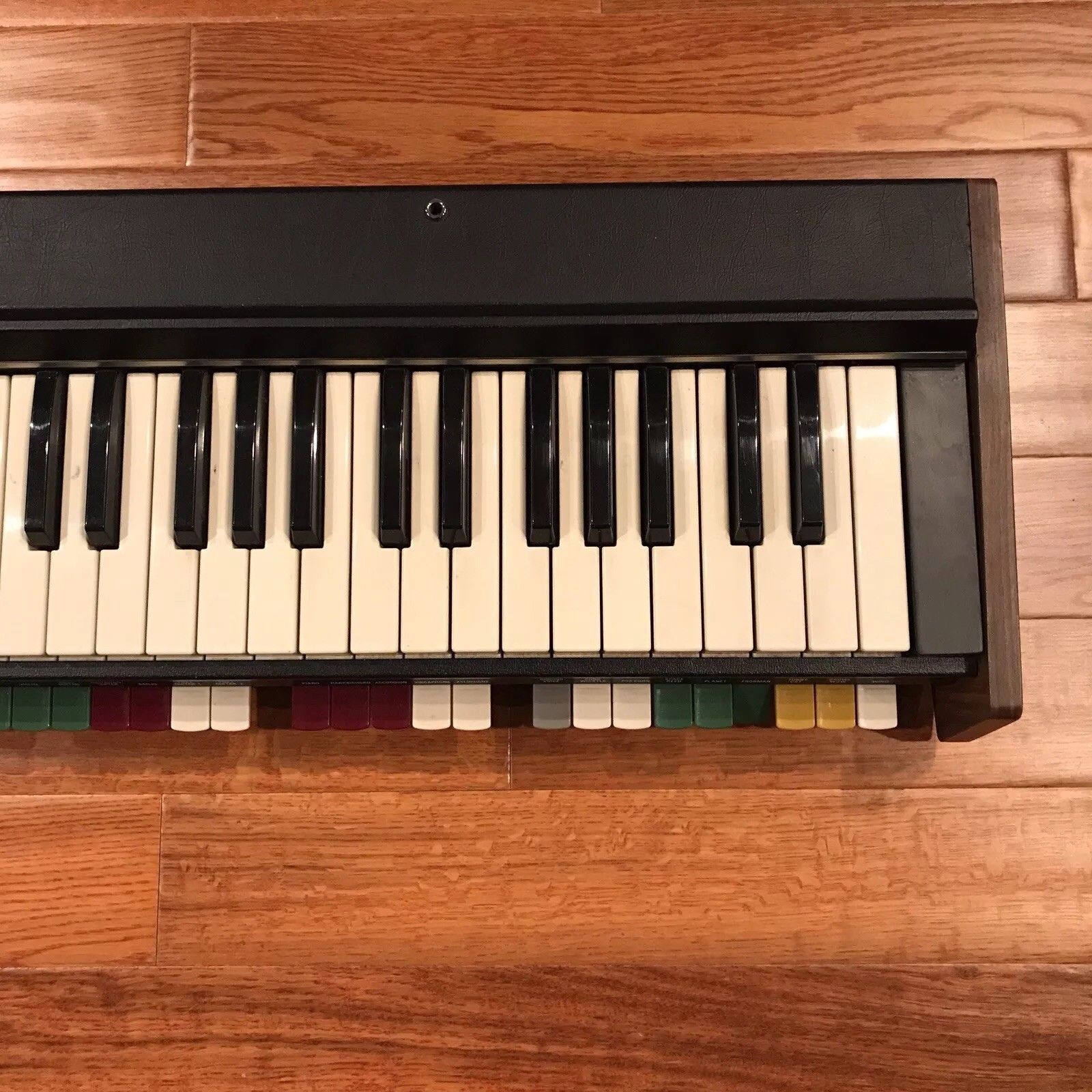 MATRIXSYNTH: Vintage Roland SH-2000 Analog Synthesizer