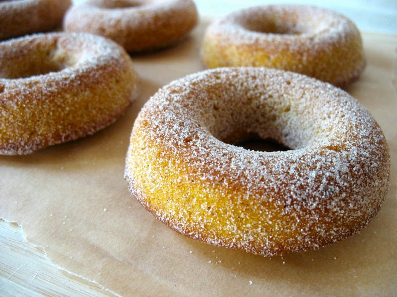 capers and crayons: Oh for the love of doughnuts!