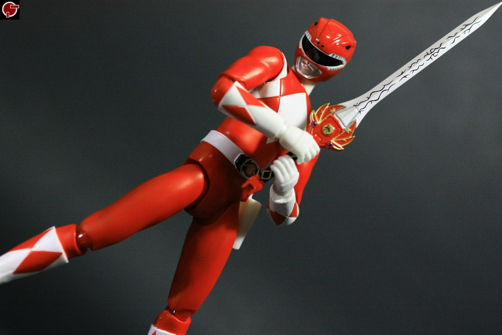 Firestarter's Blog: Toy Review: S.H. Figuarts Tyranno Ranger (Red Ranger)