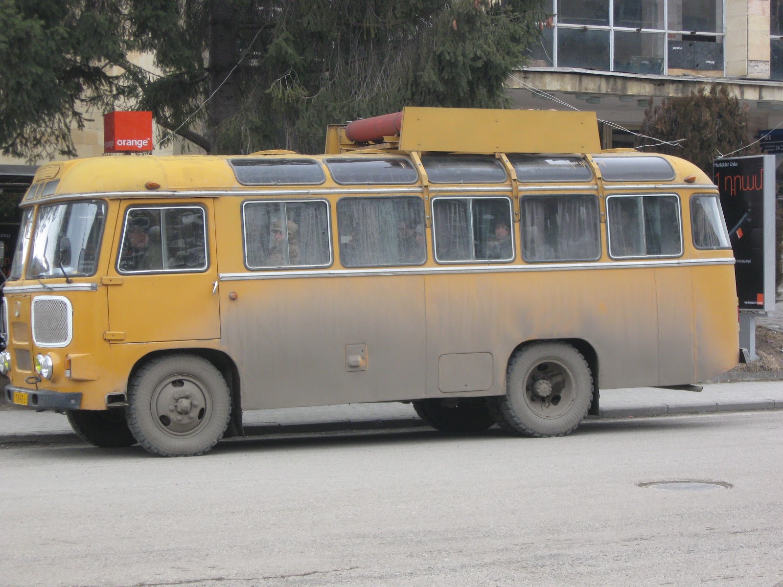 Down the rabbit hole......Niger......Surface in ARMENIA: THE WHEELS ON ...