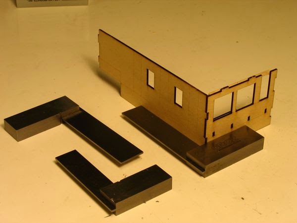 Craftsman Structures: Morty's Market - Surrey Custom Models