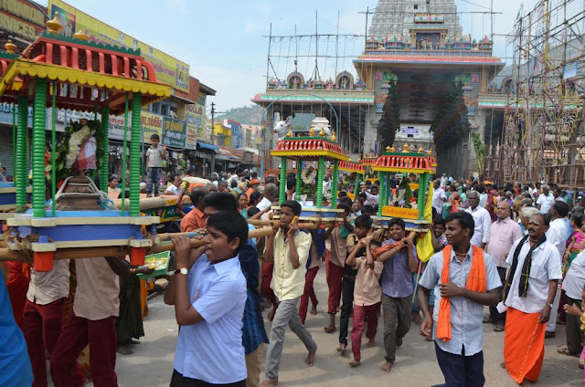 2017 Arunachala Karthigai Festival: Day 6. Day—Chandrasekhara on Silver ...