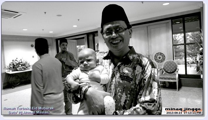 jinggo-fotopages: Rumah Terbuka Ahmad Maslan tetap meriah