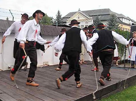 FolkCostume&Embroidery: Overview of the folk costumes of the Górale ...