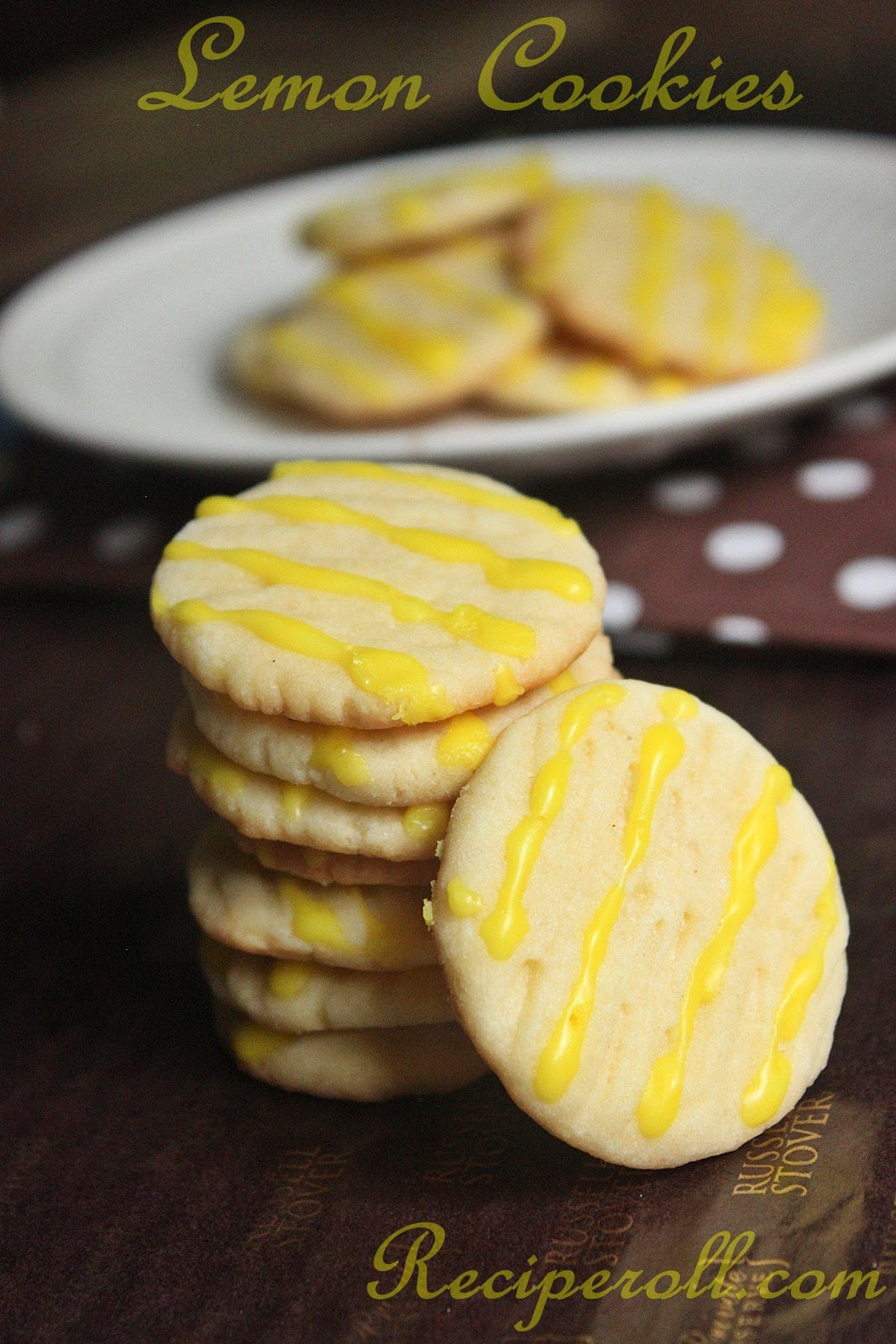 Lemon Cookies With Lemon Glaze