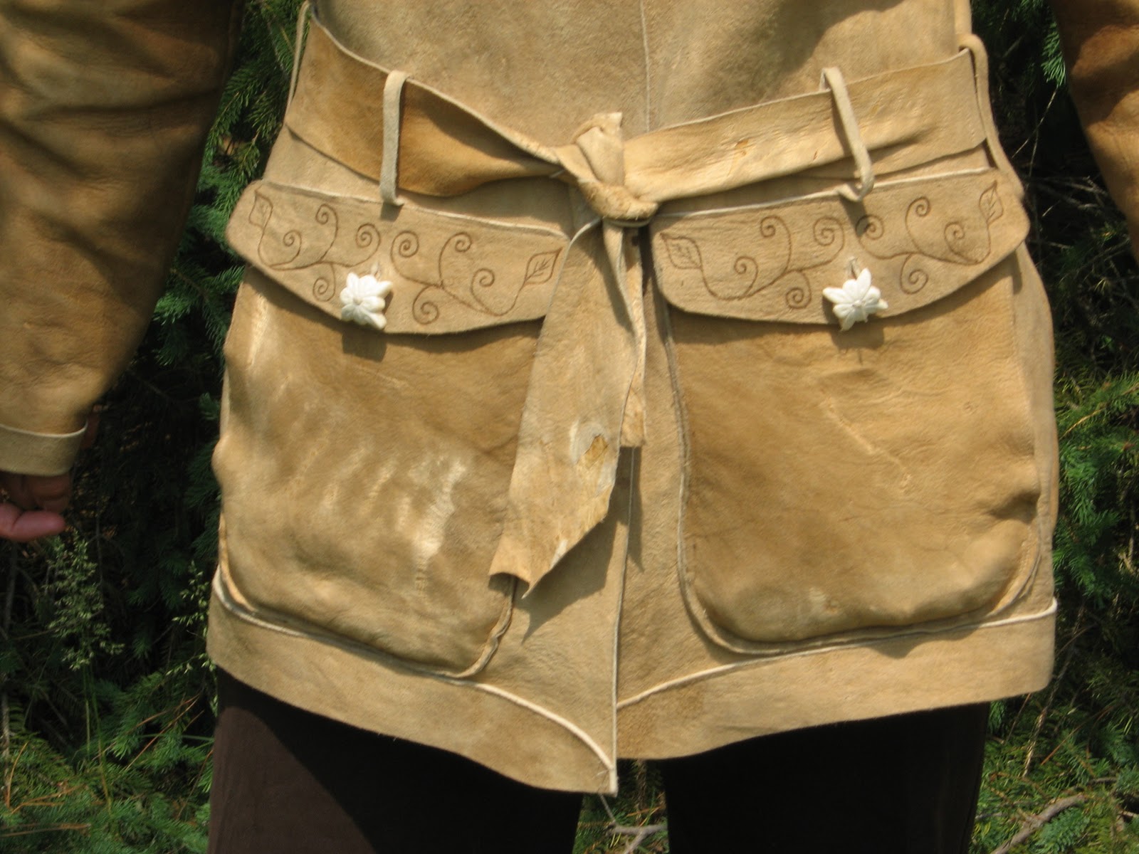Rachels Buckskins: Custom Buckskin Jackets