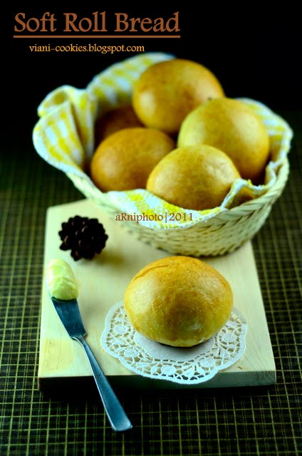 VIANI COOKIES: Soft Roll Bread