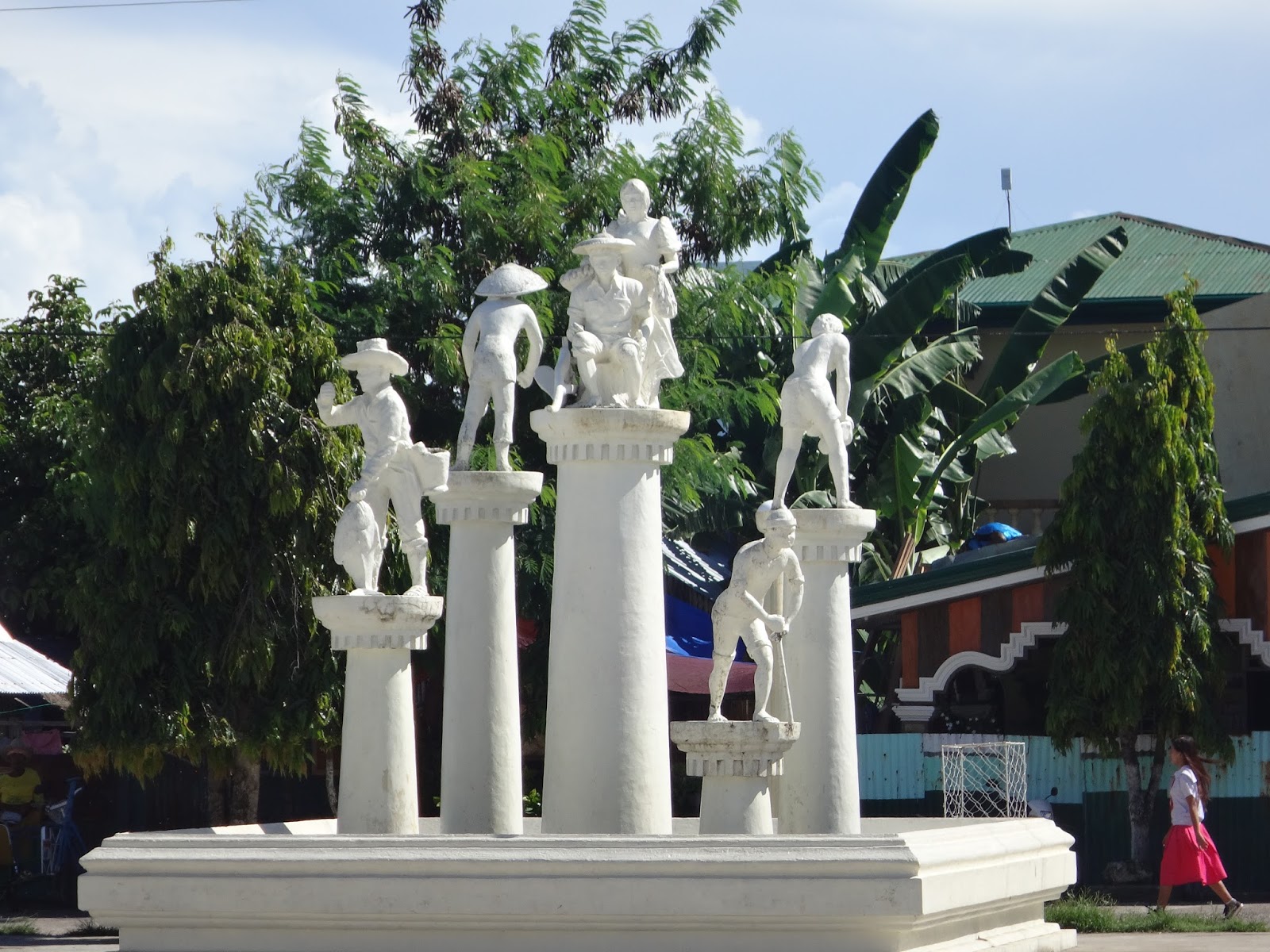 FROM THE UNDERSIDE OF HISTORY: A BRIEF HISTORY ON THE ORIGINS OF ...