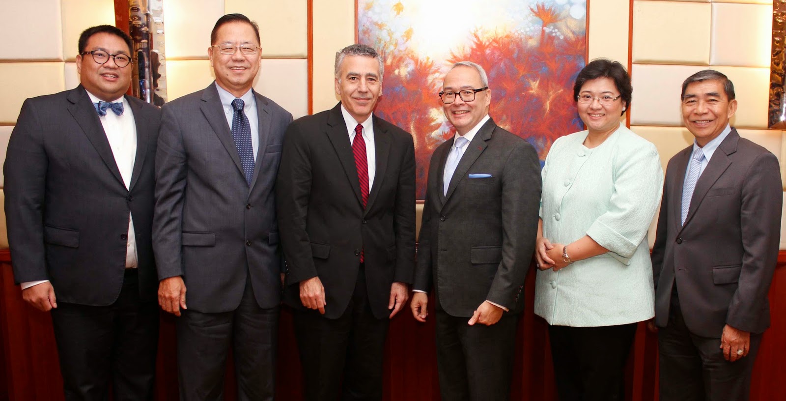 PRISM: US envoy honored at businessmen's luncheon