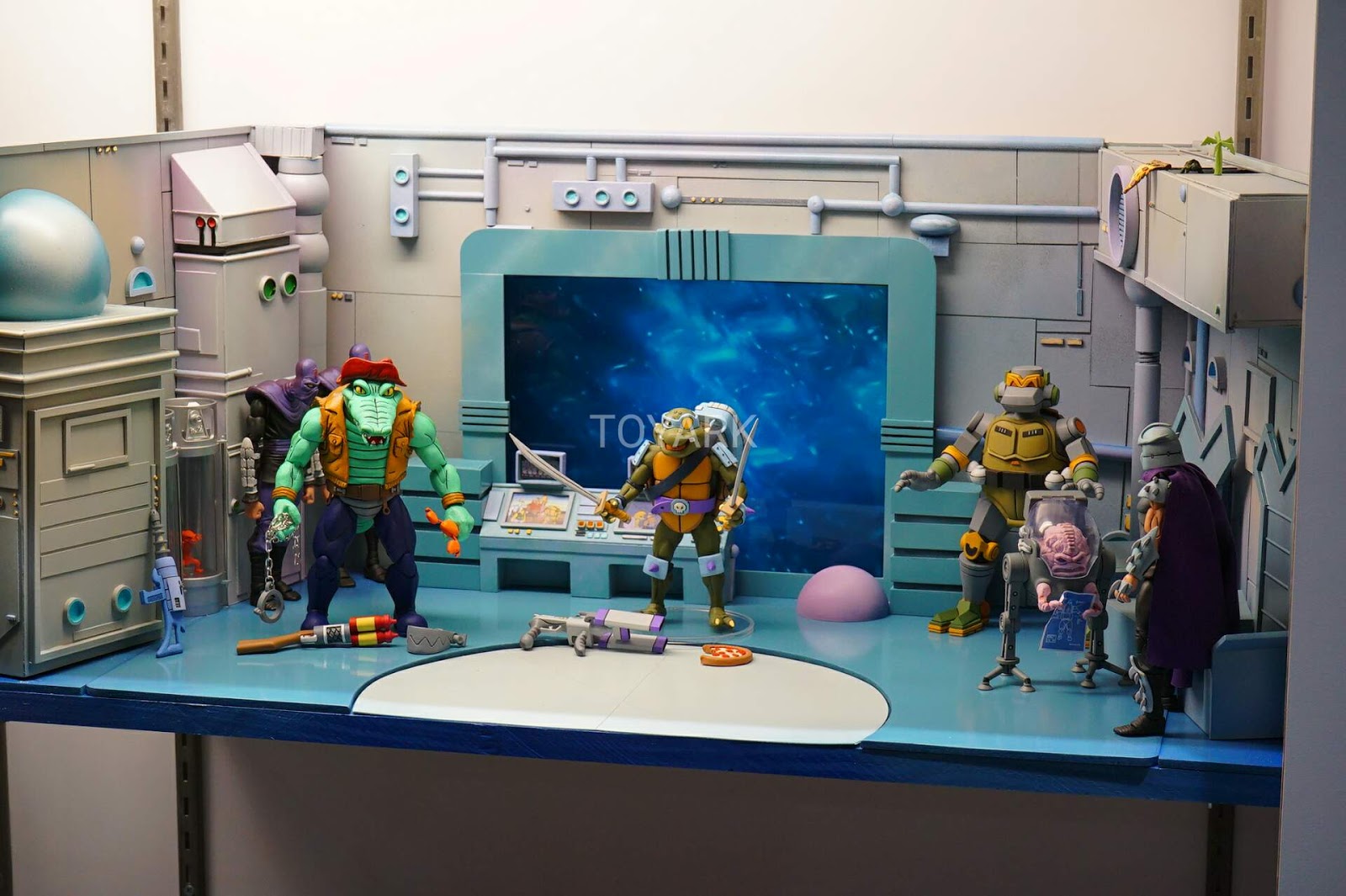 NickALive!: NECA Unveils Retro TMNT Figures at SDCC 2019