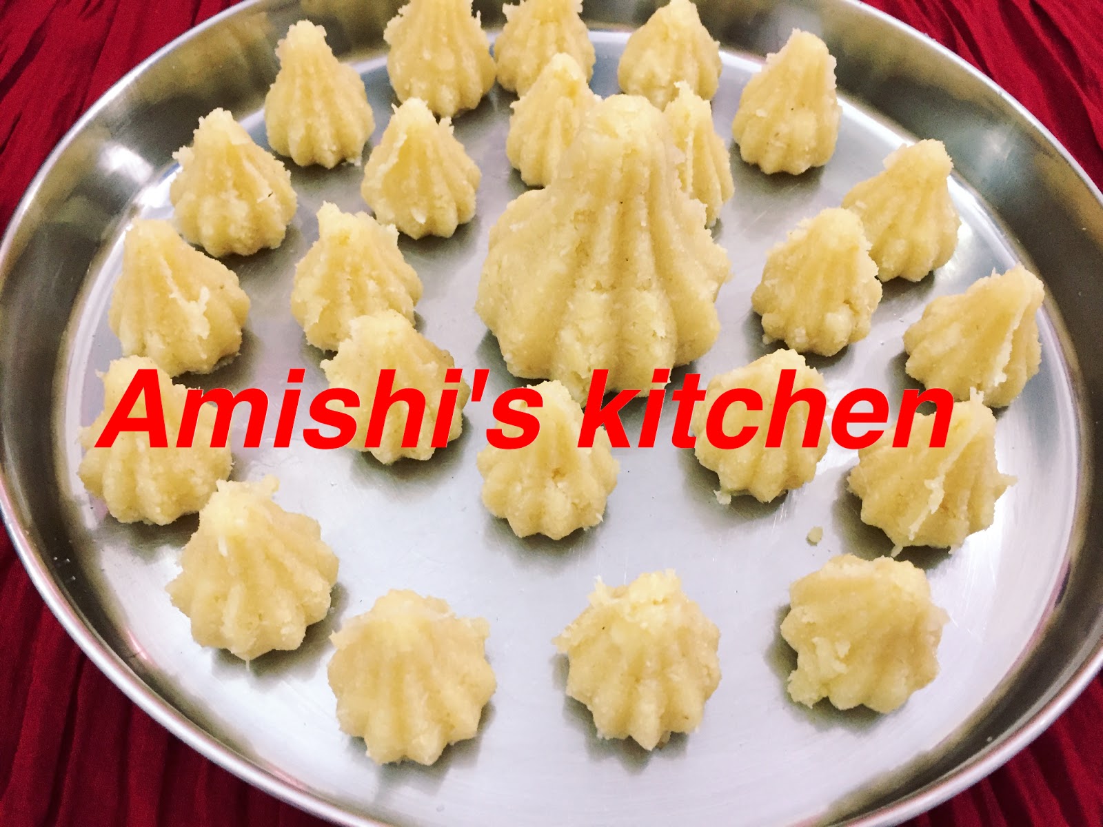Amishi 's Kitchen : COCONUT MODAK/LADOO/BARFI RECIPE