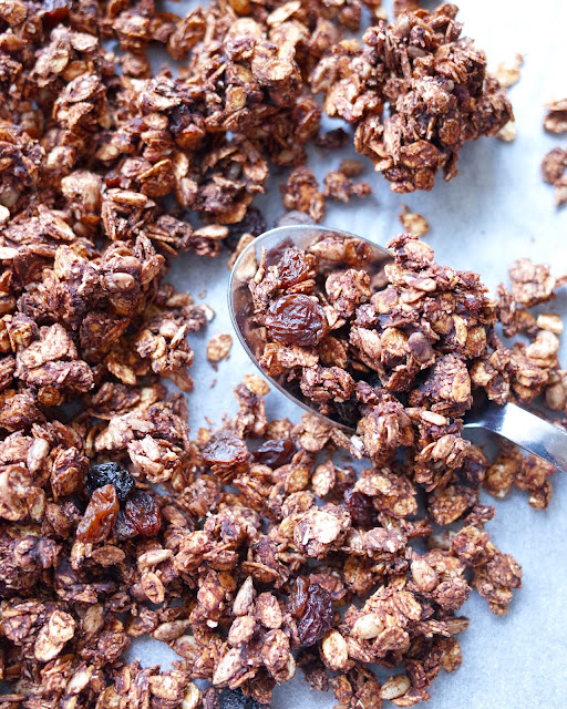 Granola au chocolat - la recette HEALTHY - Pétille
