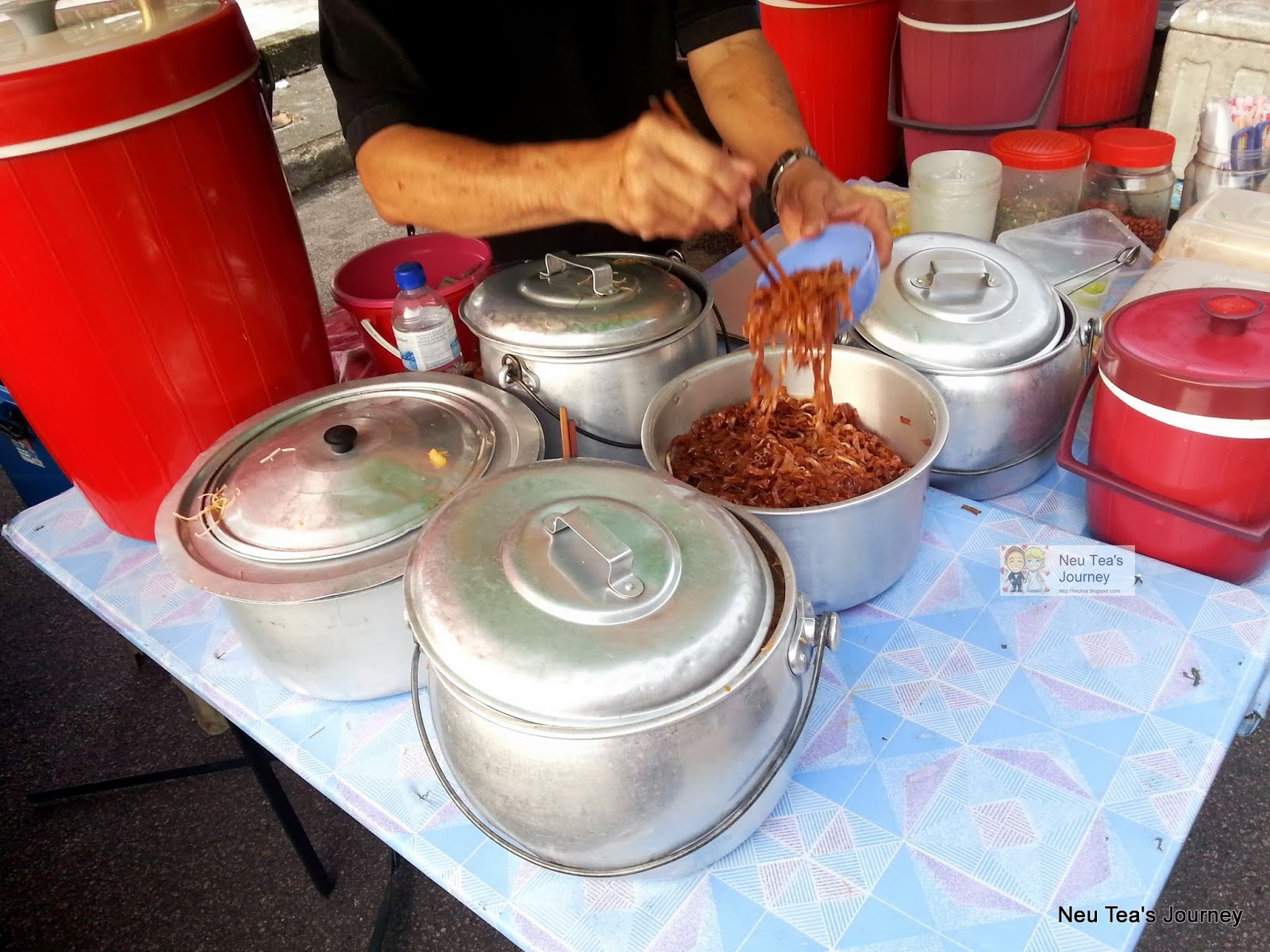 Neu Tea's Journey: Food Stalls along Jalan Camar (Outside Perling Mall ...