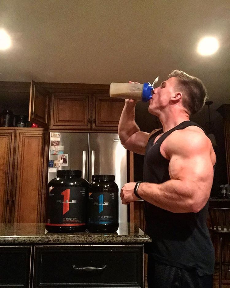 the beauty of male muscle: Kyle (2/3)