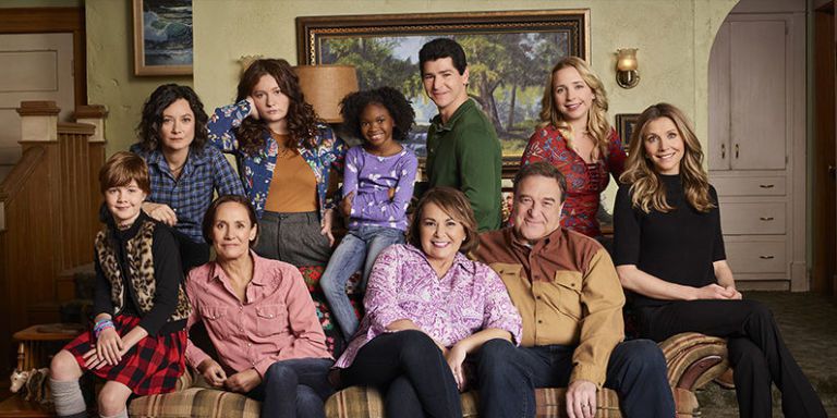 FRIENDS vs FAMILY || HOW TO CHOOSE SMaRTLY BETWEEN FRIENDS AND FAMILY