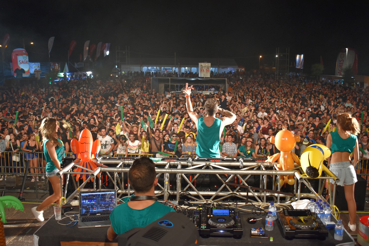 29ª EDIÇÃO DA FESTA DO CHICHARRO ENCERRA COM BALANÇO POSITIVO ~ Um ...