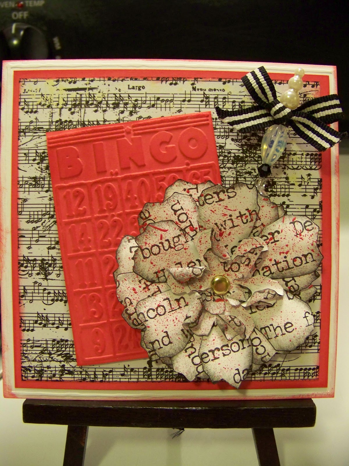 DeAnna's Crafts and Creations: Square Birthday Cards