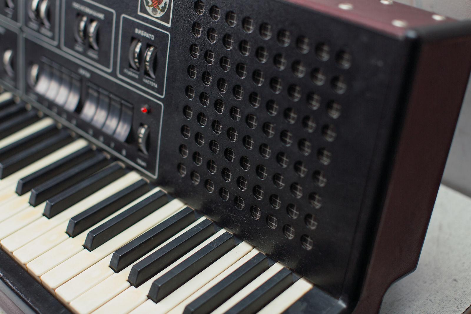 MATRIXSYNTH: Vintage Analog Soviet Russian Synthesizer "Manual" 1982