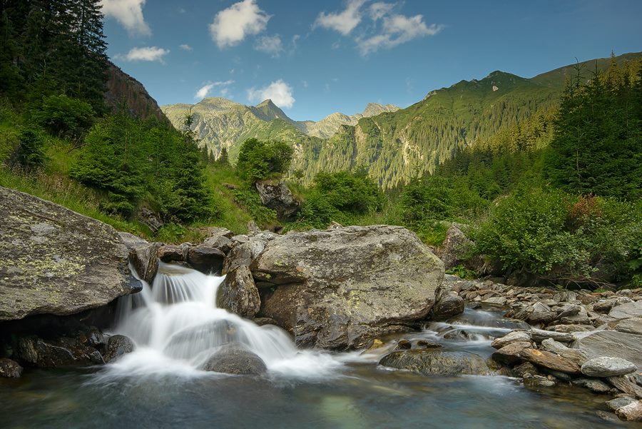 Pași spre infinit: aprilie 2018