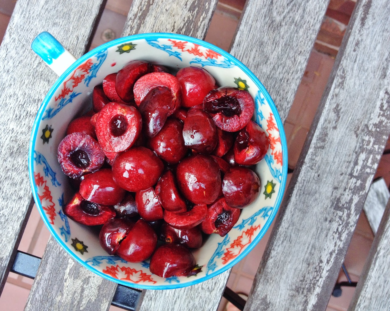 Whisking Through Life: Sweet Summer Cherry Preserves