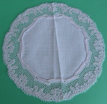 Willkommen bei Karla: Kurs Pariser Spitze bei Nora Andries und Lieve Vroom