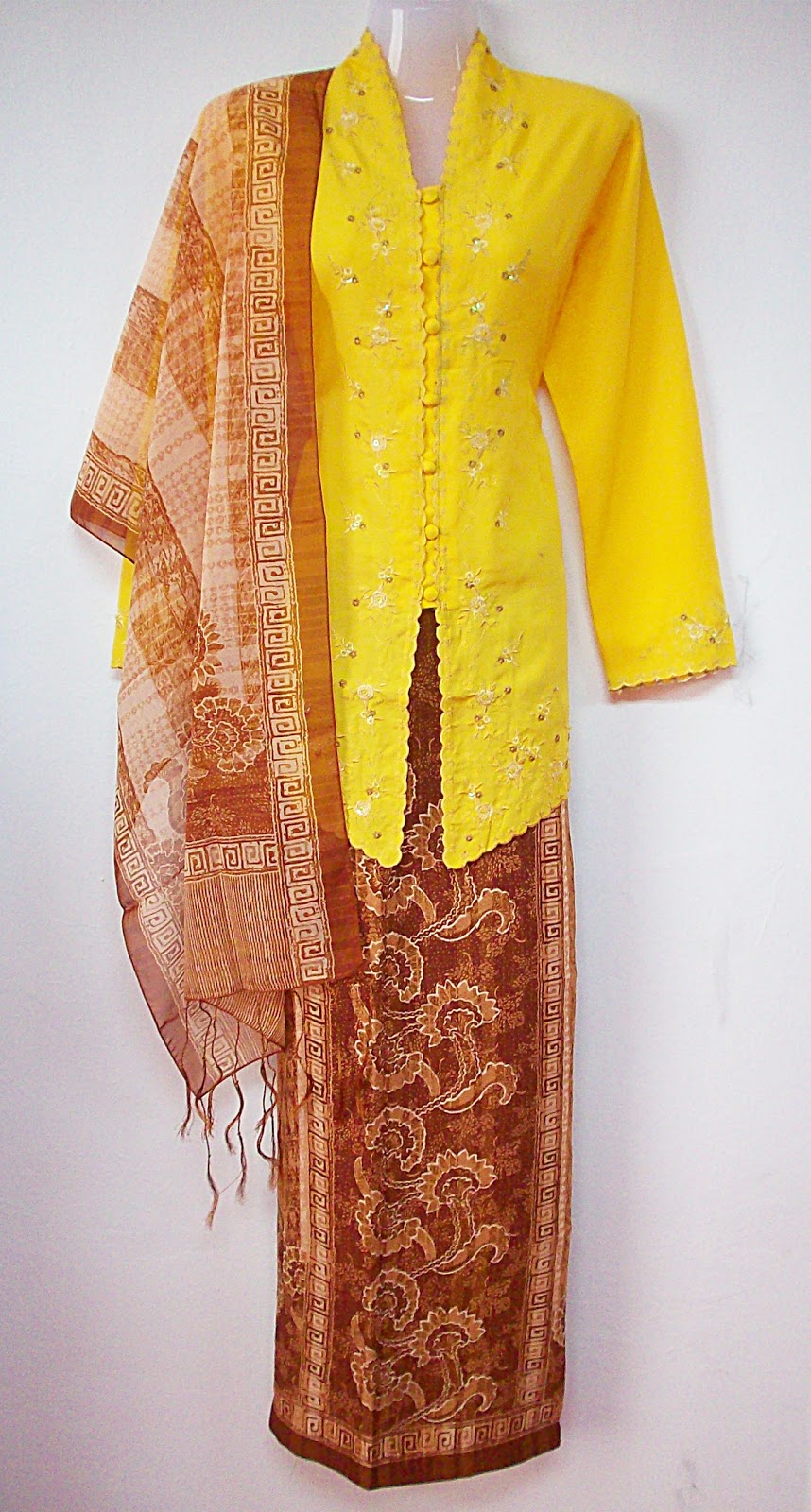 Kebaya Paradise Makes All Woman Pretty: Kebaya Rasya Kuning