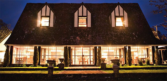 Twilighters Dream: Rebuilding of The View Point Inn