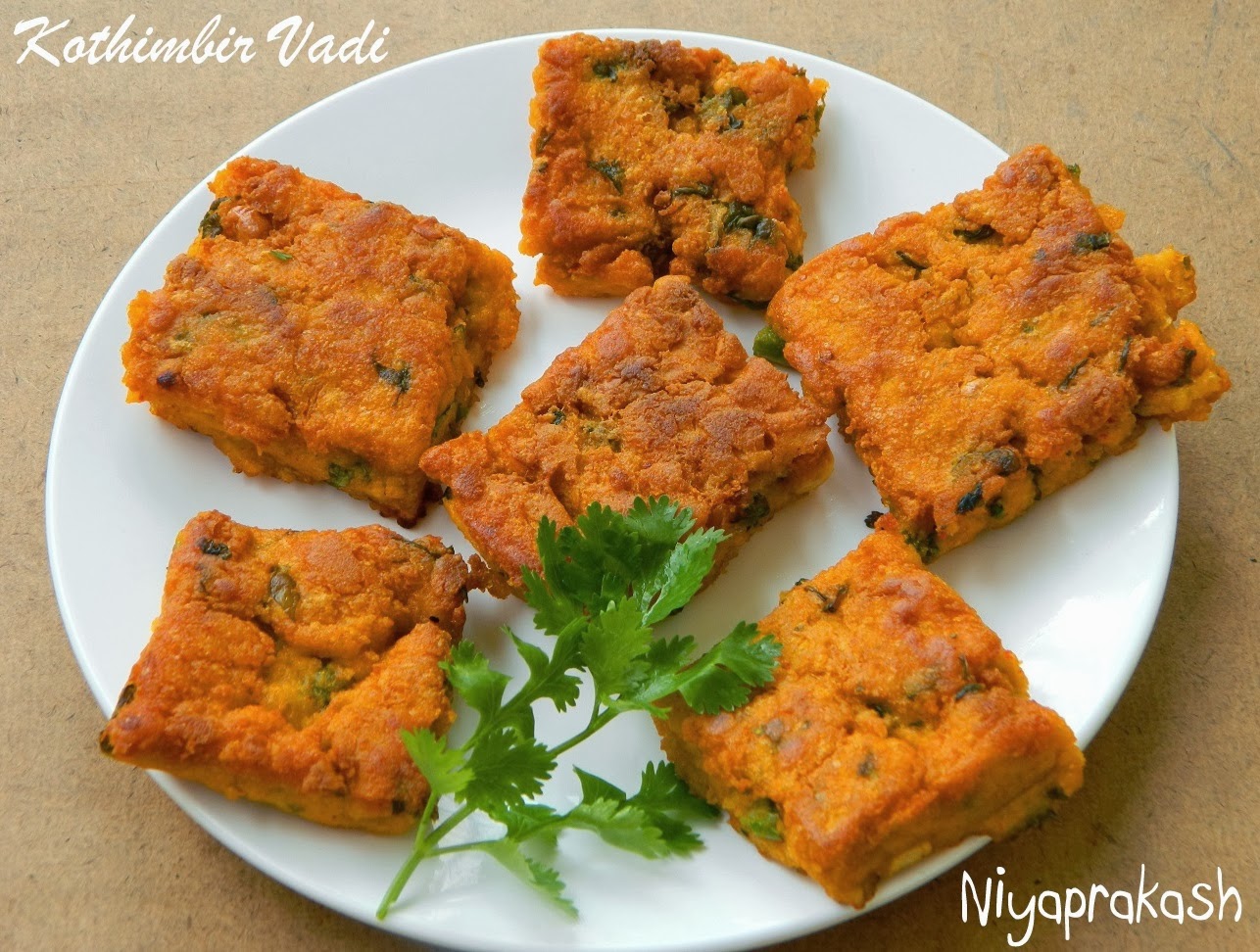 Niya's World: Kothimbir Vadi