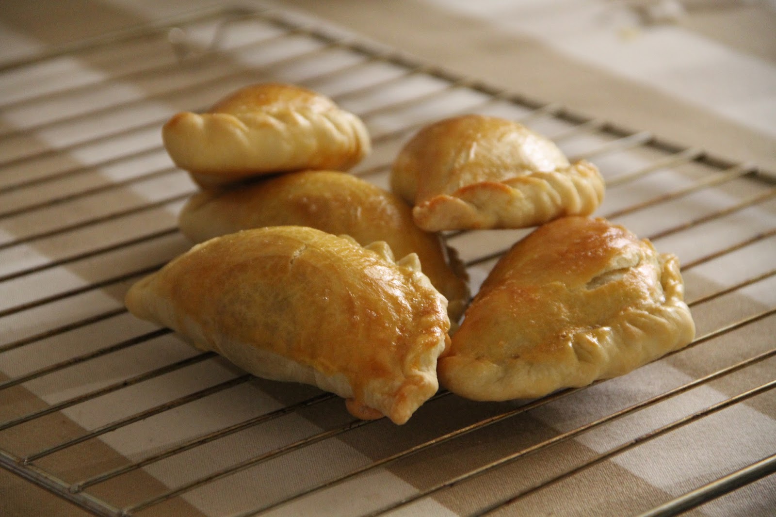 Baked Spiral Curry Puff