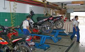 Bisnis Rumahan Bengkel Motor