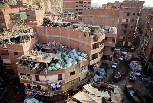 English blog: The Sad Story of Garbage City