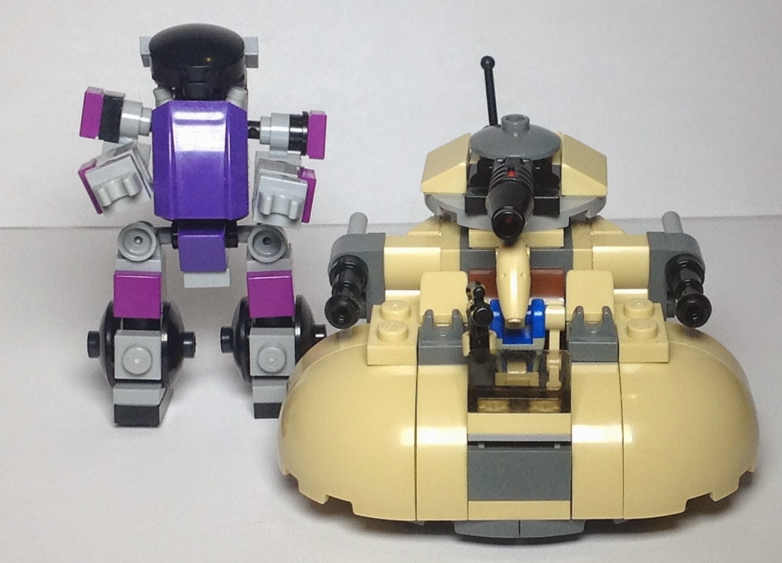 Dark Cloud Blogs: LEGO Star Wars Microfighters AAT Review for MF0