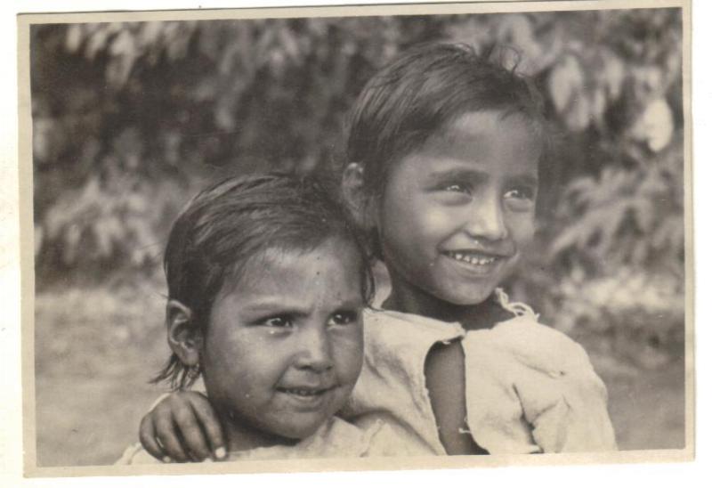 Indian Children - Ambala Haryana 1947 - Old Indian Photos