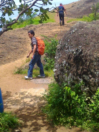 Cahaya Roma: Gunung Api Purba dan Embung Langgeran (Tempat yang Indah ...