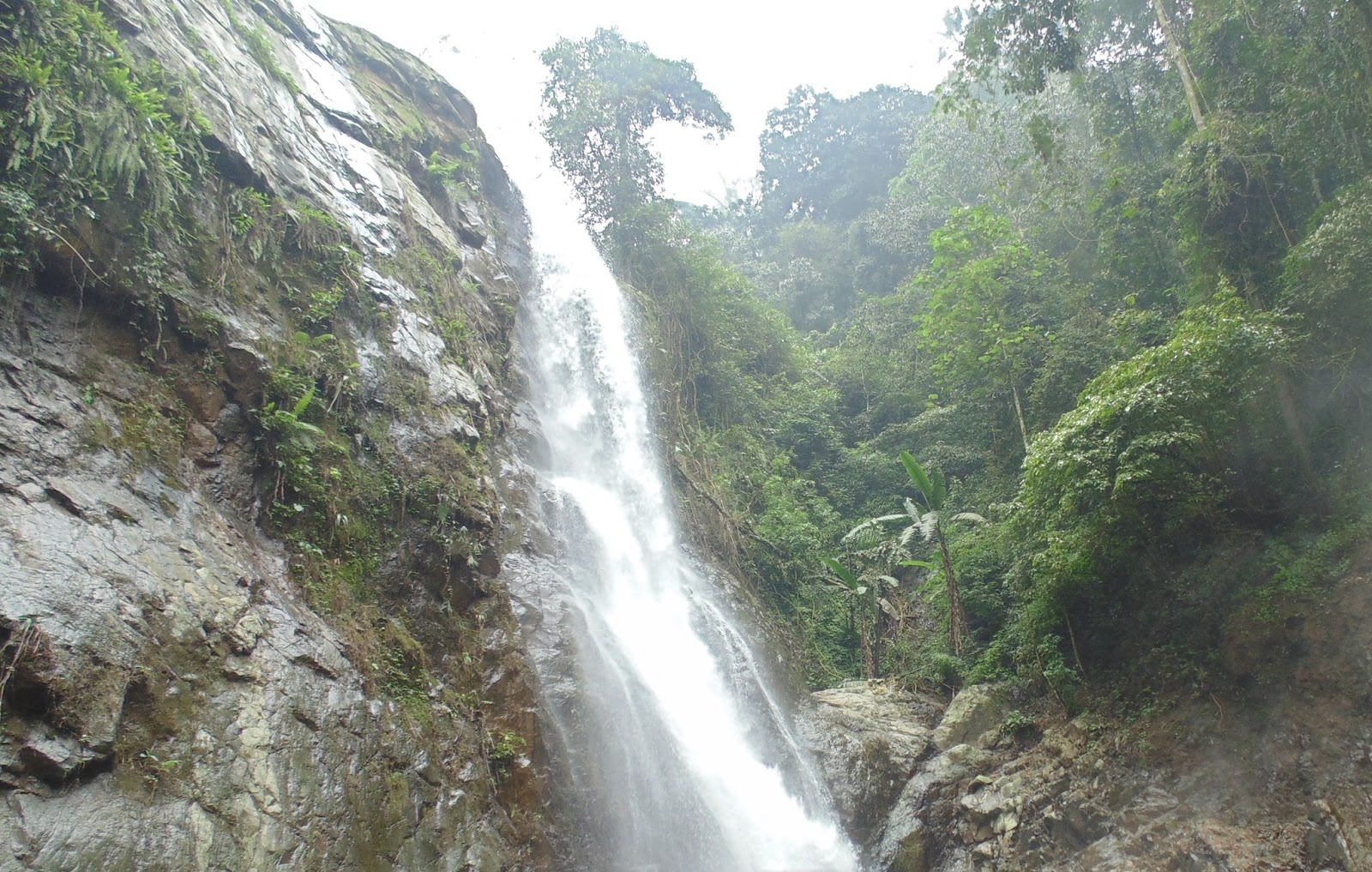 Deni's Blog: Xplore Karawang (Curug Cigentis)