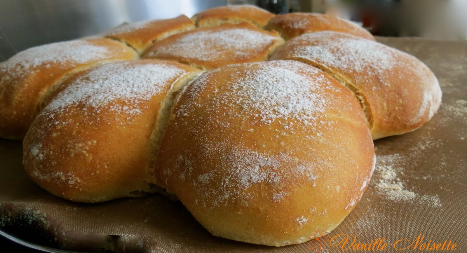 Vanille Noisette : LE PAIN BÂTARD