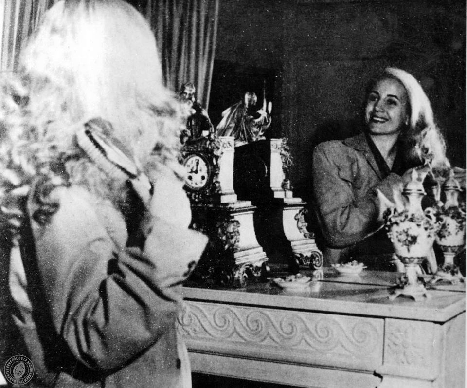 7 de mayo de 1919 Nació en Los Toldos Maria Eva Duarte, actriz y ...