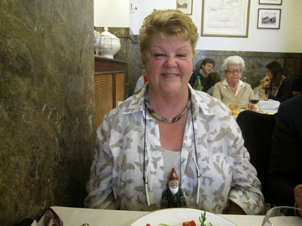 Willy or Won't He?: Le Belle Donne di Sidd