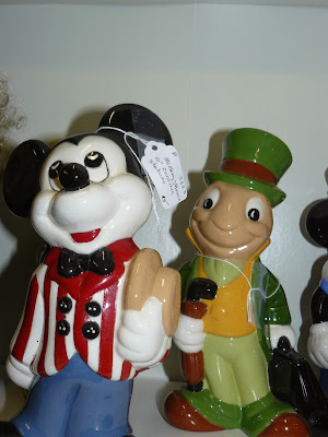 SCRANBERRY COOP : Walt Disney Character 10" Ceramic Statues, Jiminey ...