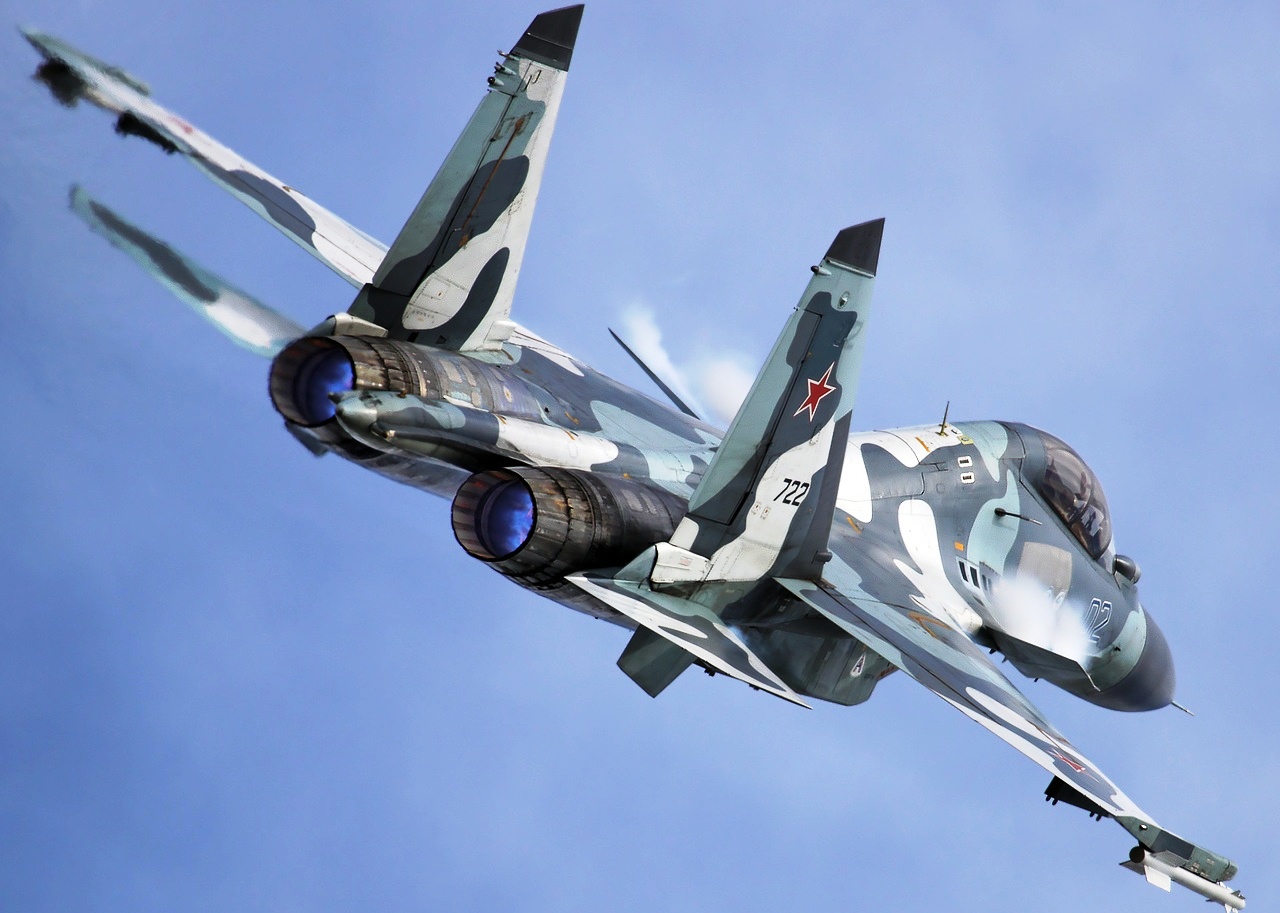 Top Fighter Jets - Defence Blog with News, Images, And Specs: Sukhoi