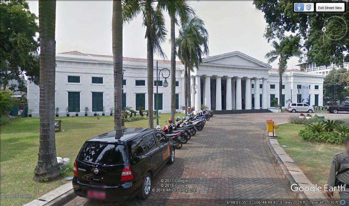 The museums in jakarta: Museum Seni Rupa dan Keramik di Jakarta