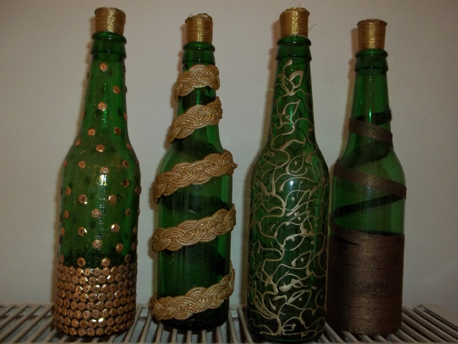 mary's crafts: ΜΠΟΥΚΑΛΙΑ ΜΠΥΡΑΣ ΔΙΑΚΟΣΜΗΜΕΝΑ ΜΕ ΧΡΥΣΟ