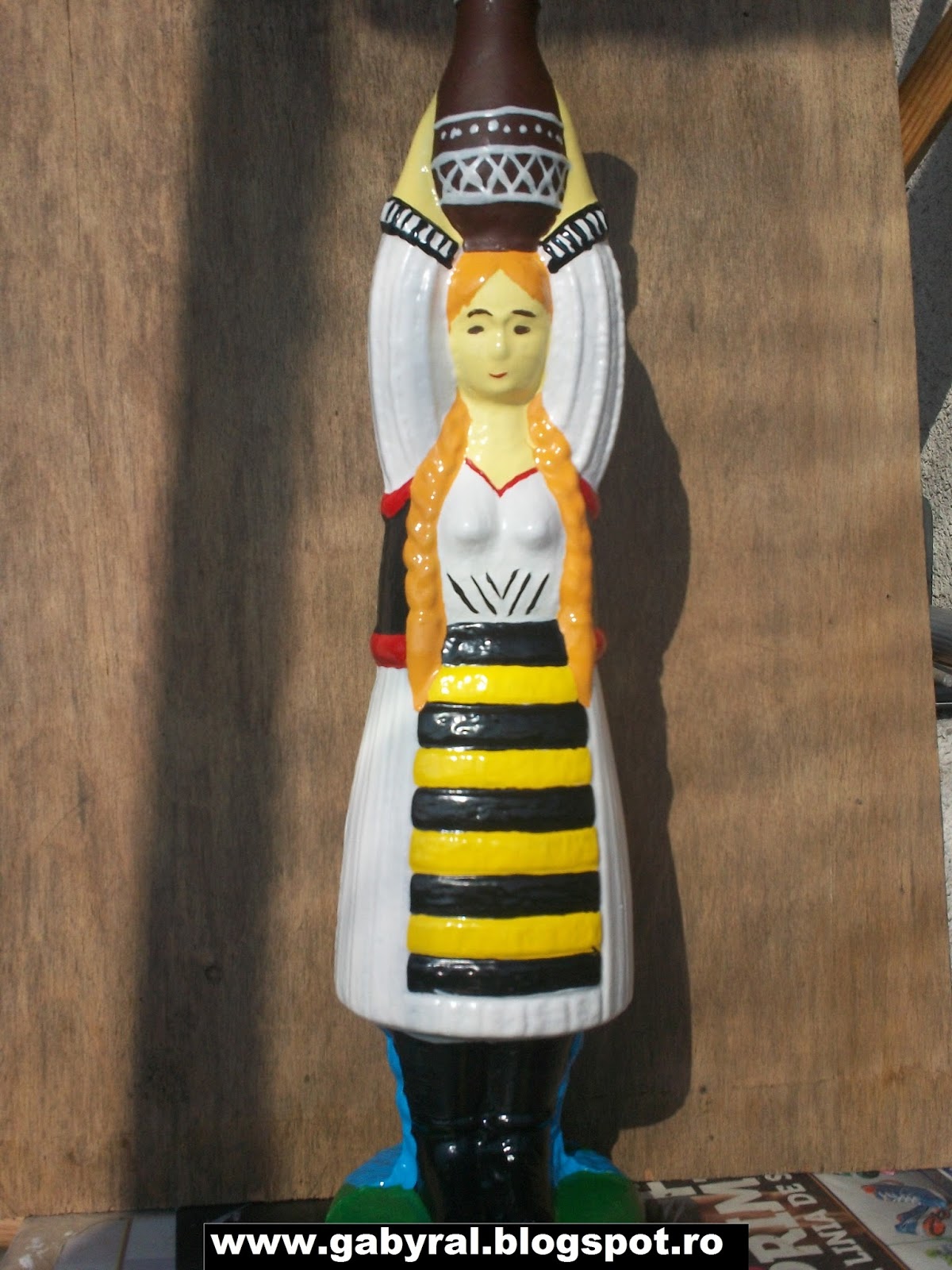 Sticla tarancuta pictata manual | BRICOLAJ - GRADINA - SFATURI si IDEI