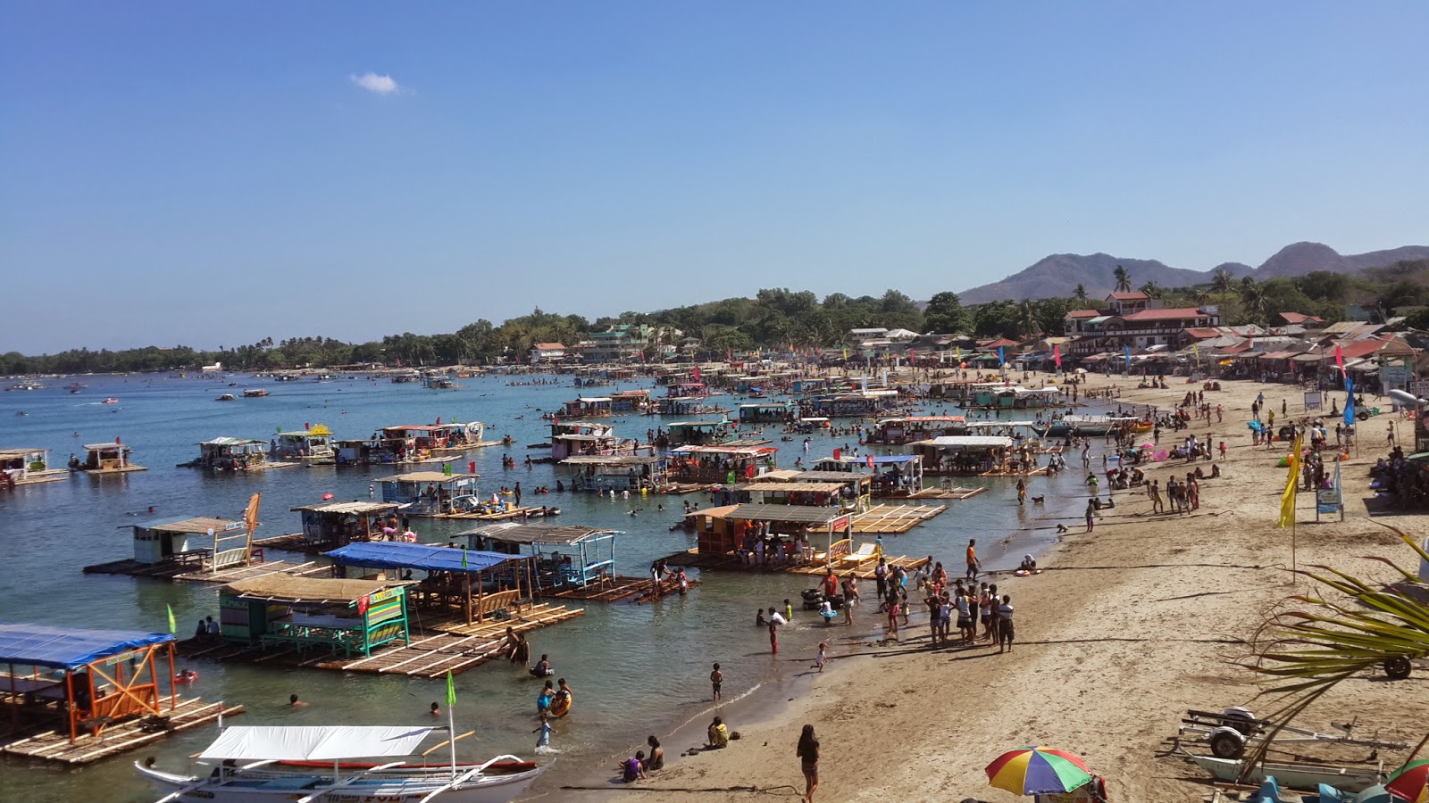 Wandering Wife: Matabungkay Beach