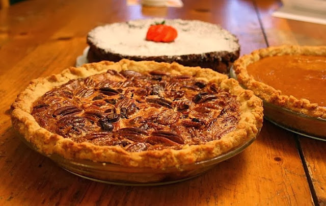 A Cake Bakes in Brooklyn: Seven Traditional-with-a-Twist Thanksgiving ...