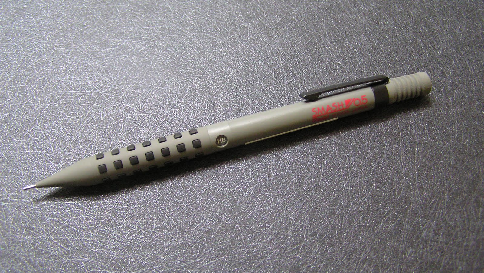 Ralrara`s stationery: Pentel SMASH mechanical pencil review.