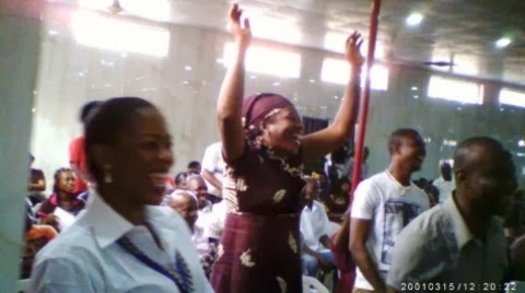 Pastor Sign Fireman Collects Bail Offering From Church Members ...