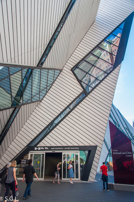 EL ROYAL ONTARIO MUSEUM EN TORONTO. | Andén 27