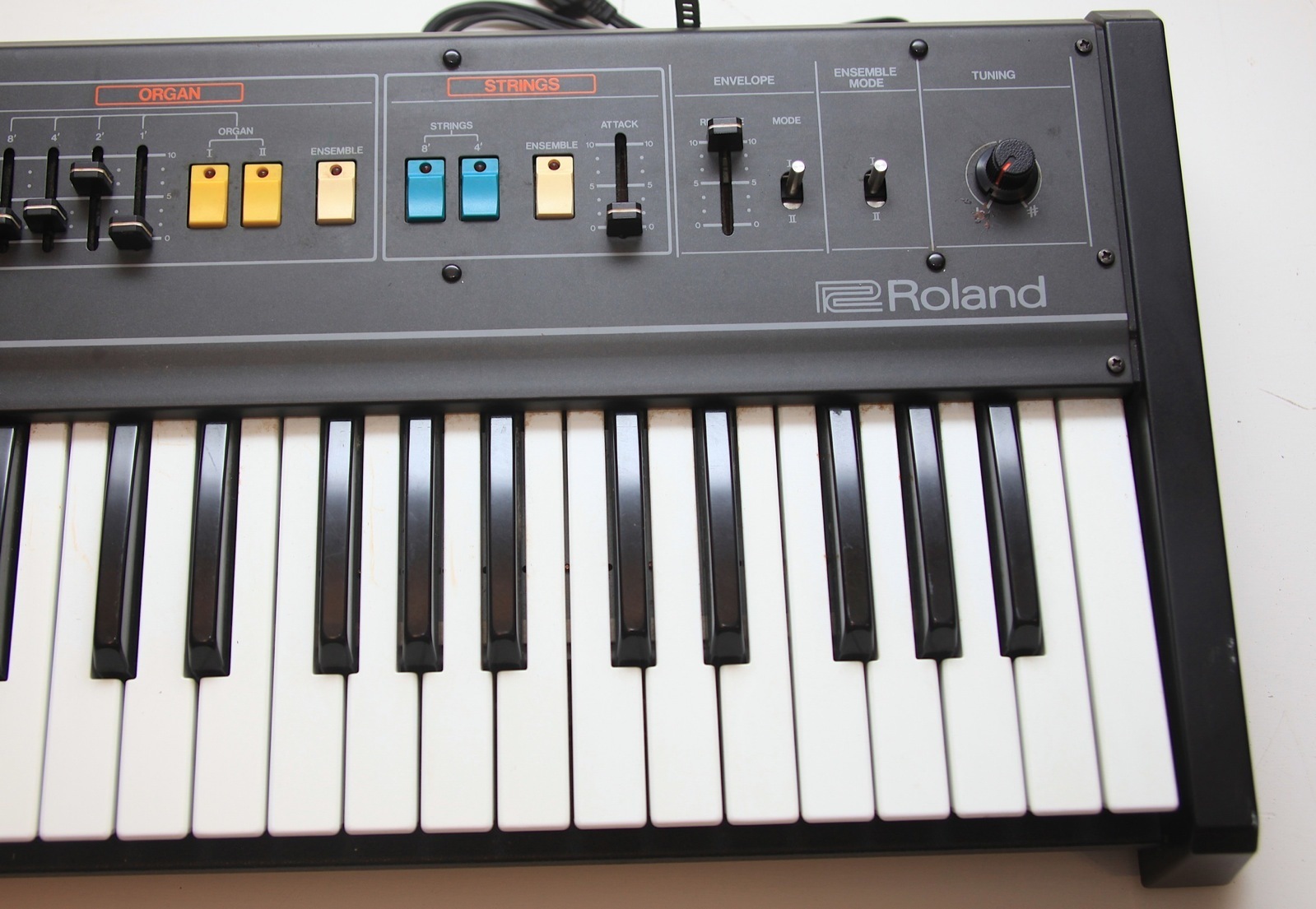 MATRIXSYNTH: Roland RS-09 String Synthesizer